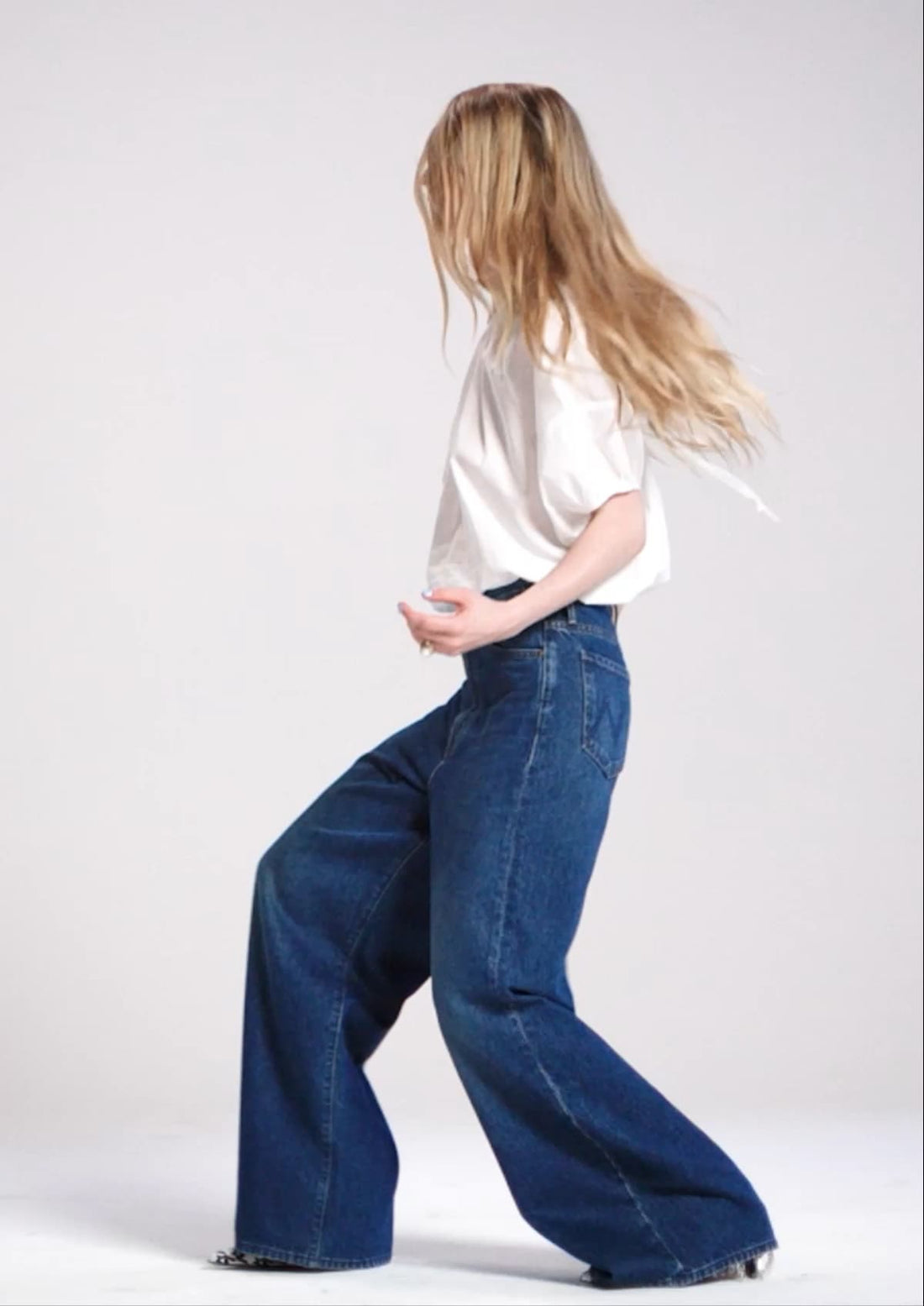 MOTHER DENIM | OFFICIAL ONLINE STORE